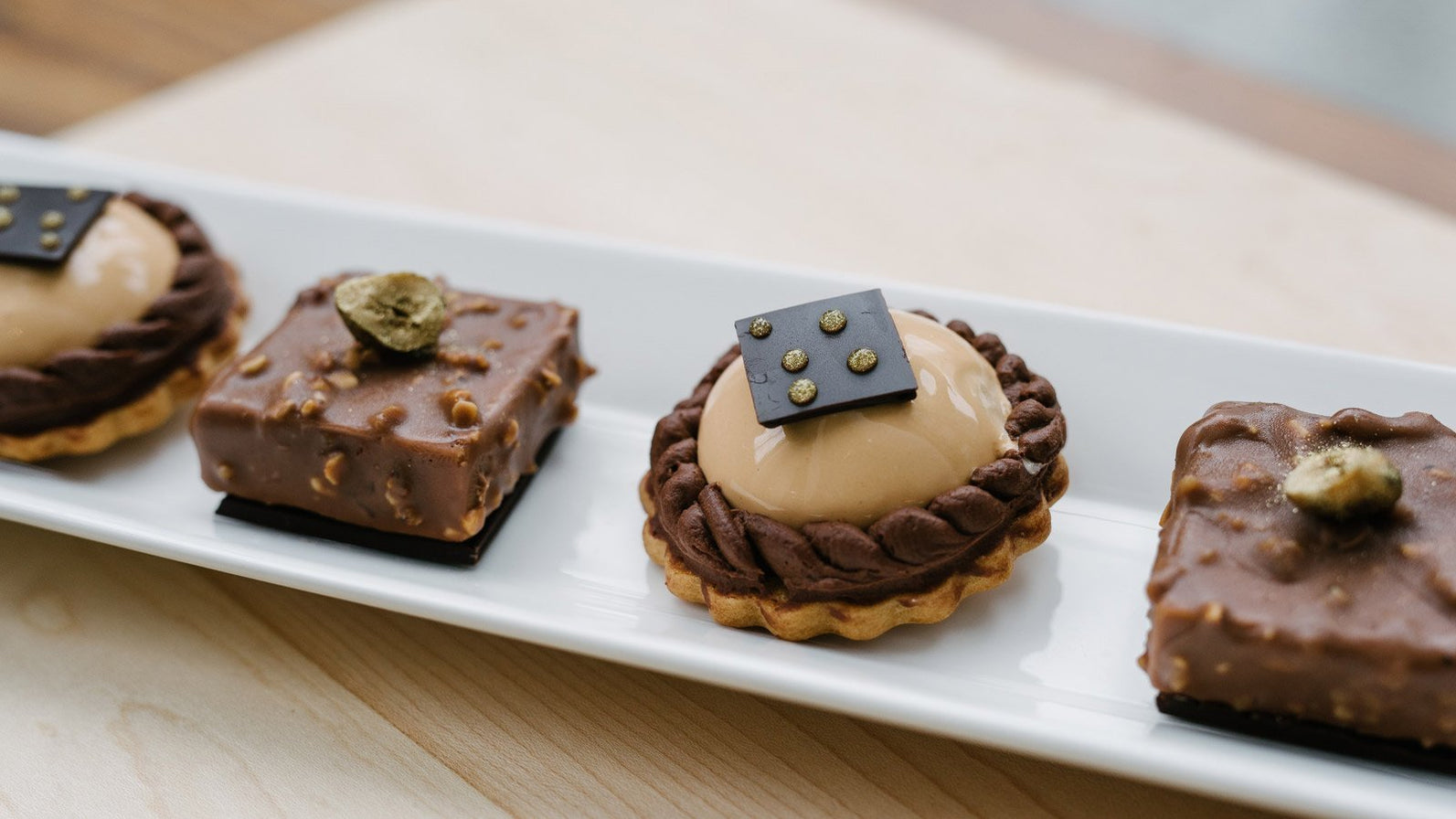 Chopped & Caramelized Hazelnuts Praline Grains 3x1Kg, Cacao Barry ...